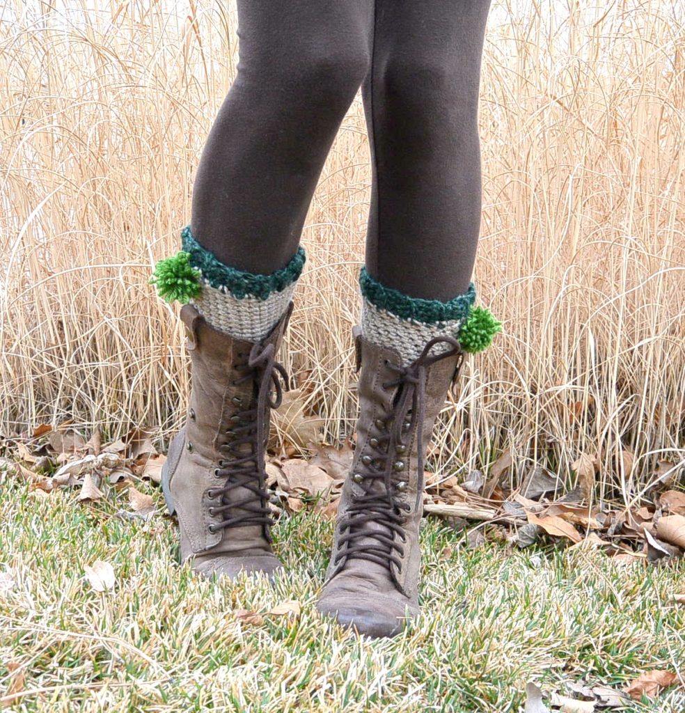St. Patty's Easy Crochet Boot Cuffs with Poms – Mama In A Stitch