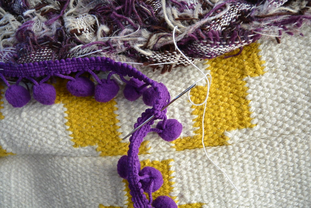 How I Crocheted A Pendleton Selvage Rug with Poms – Mama In A Stitch