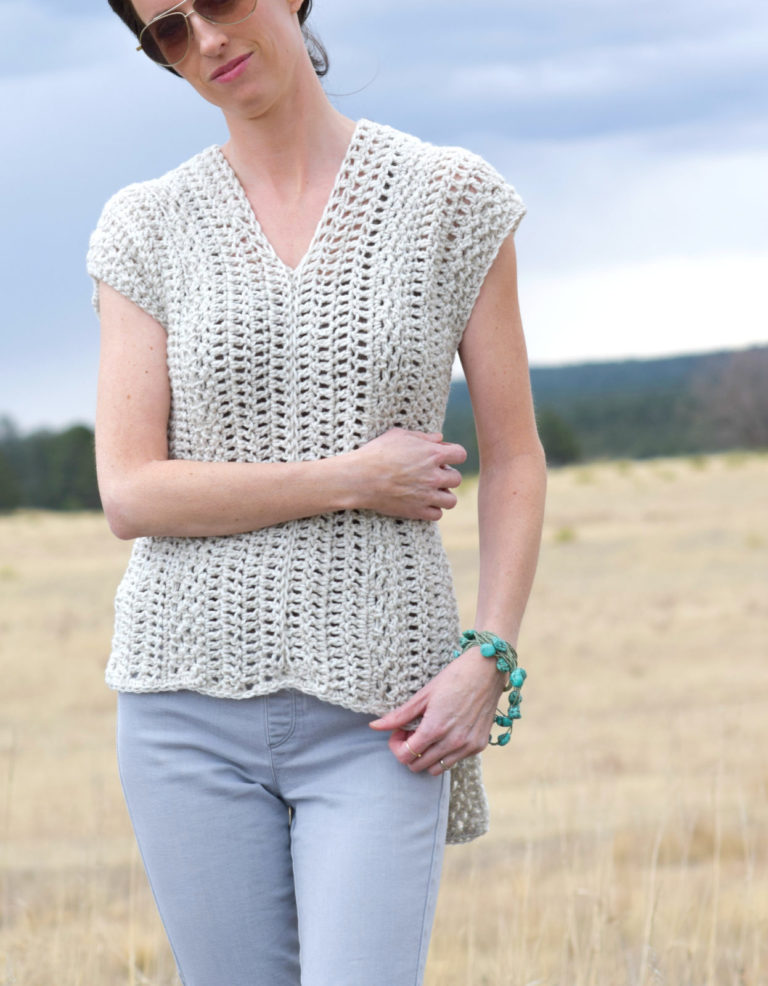 Easiest Classic Knit Top Pattern – Mama In A Stitch