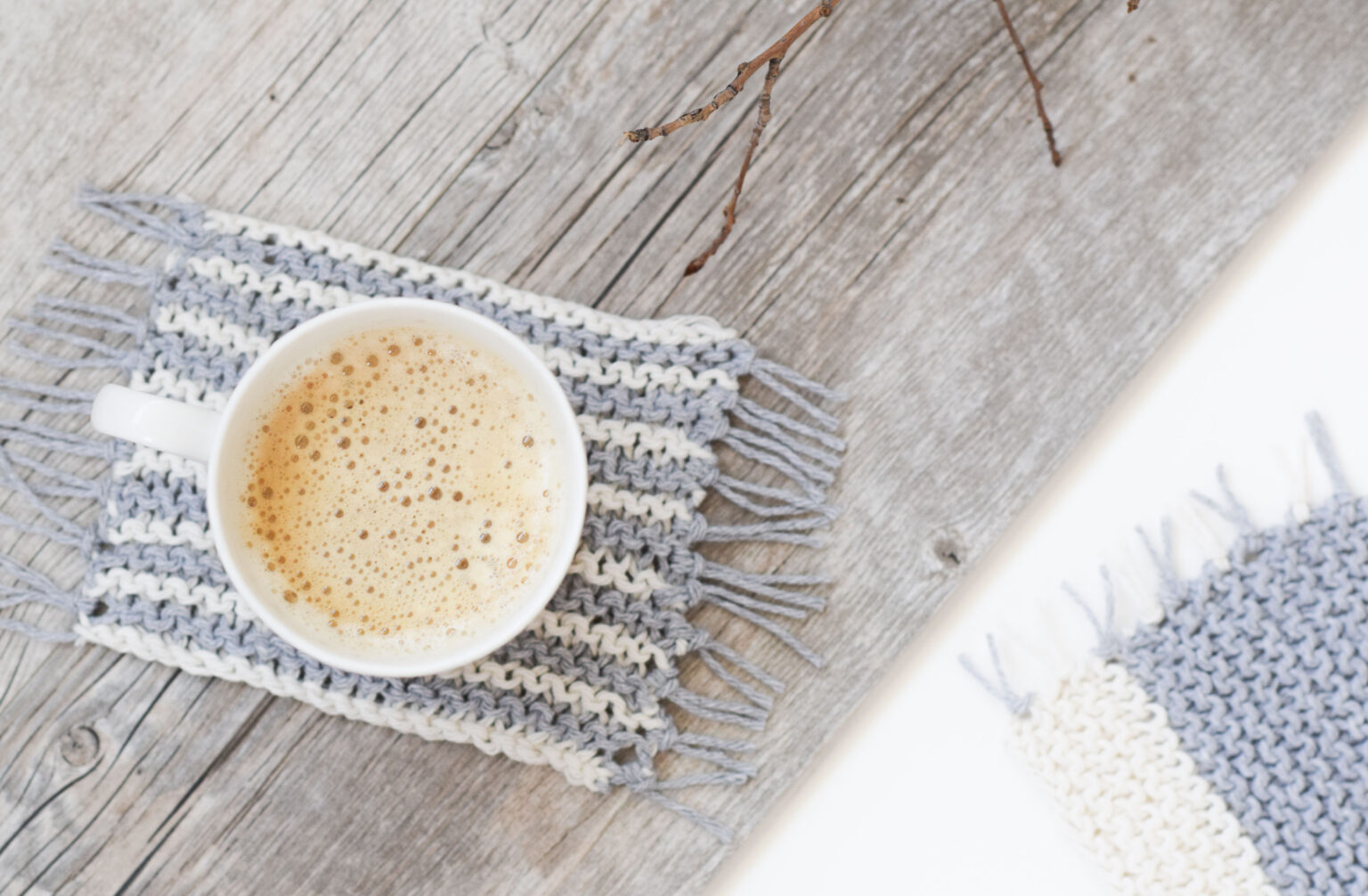 Knit Mug Rugs Free Pattern – Mama In A Stitch