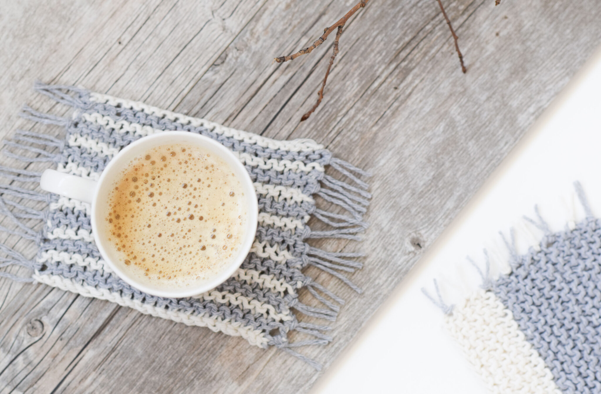 Knit Mug Rugs Free Pattern – Mama In A Stitch