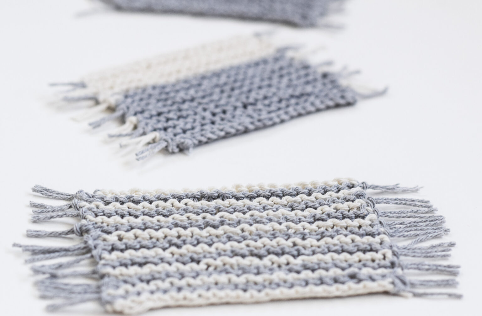 Knit Mug Rugs Free Pattern – Mama In A Stitch