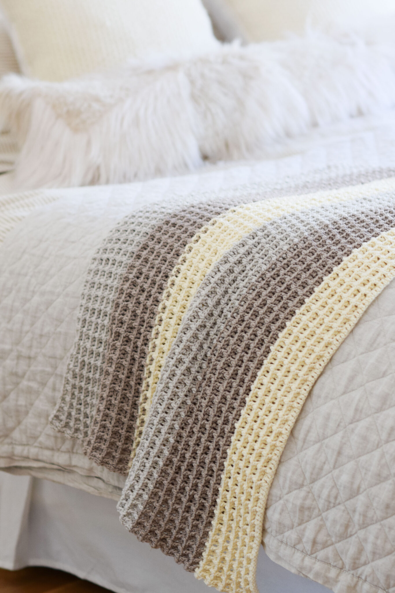 Waffle Stitch Crochet Blanket Pattern – Mama In A Stitch