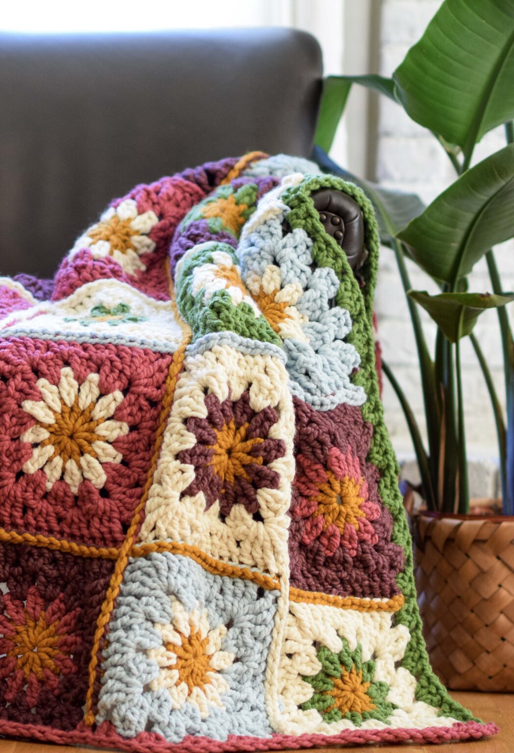 Sunny Blooms Flower Blanket Crochet Pattern – Mama In A Stitch