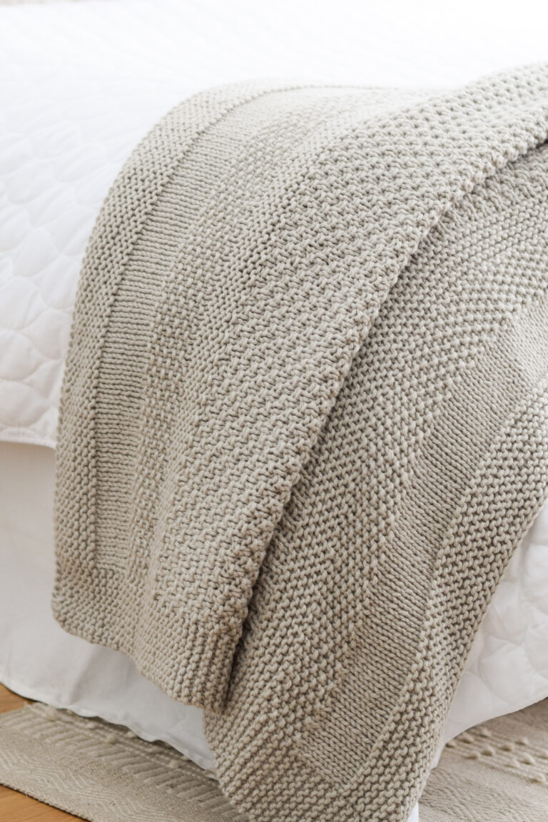 Knit Blanket Patterns Archives – Mama In A Stitch